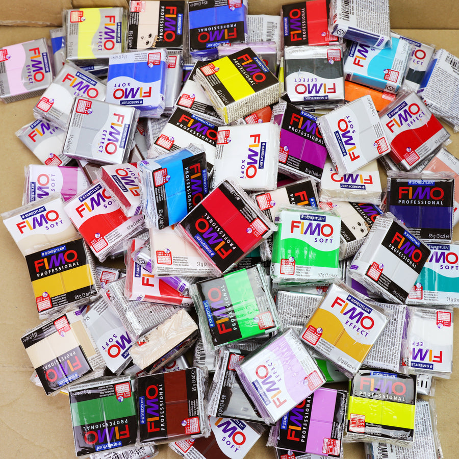 Welcome on the ClayClaim Moon and to our Polymer Clay Universe!